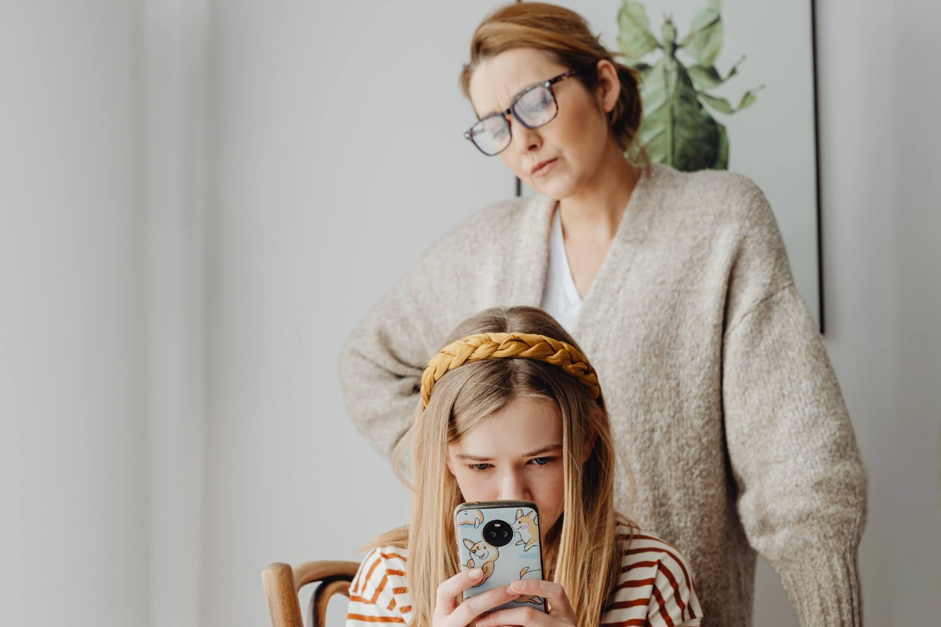 Find The Best Phone For Your Kid - Compare Options For All Ages
